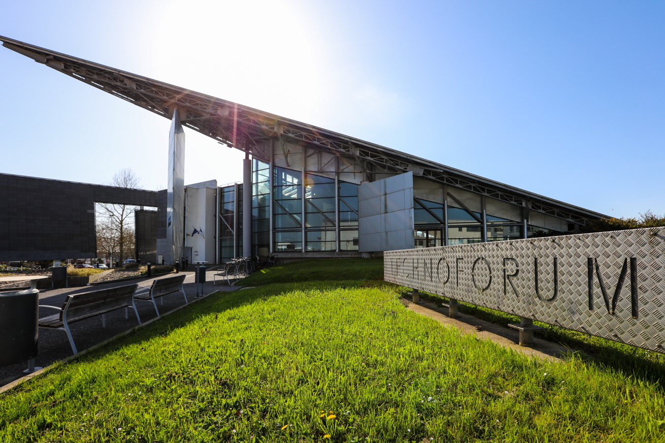 University - La Rochelle Université